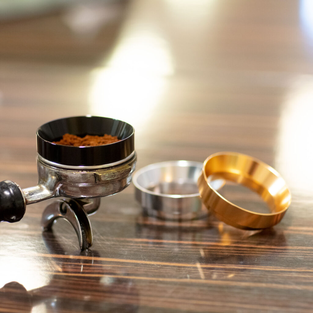 58mm Magnetic Espresso Dossing Funnel - KaffeBox.no